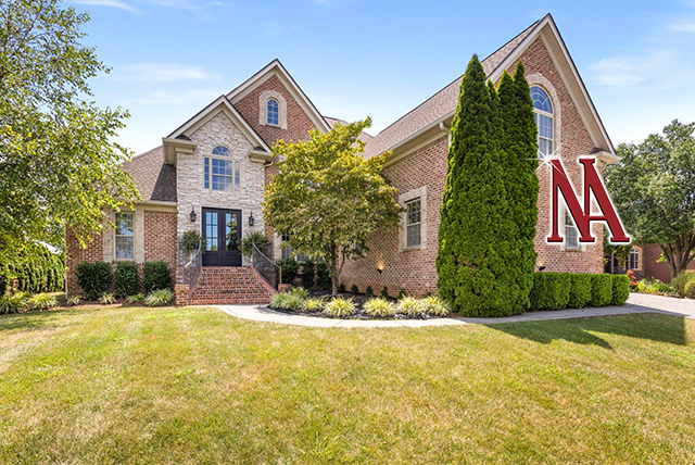 4Bd/3Ba Home in Hendersonville TN - Absolute Auction on 1/15