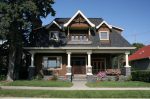 Attached vs Detached Homes: 8 Key Differences Before Buying