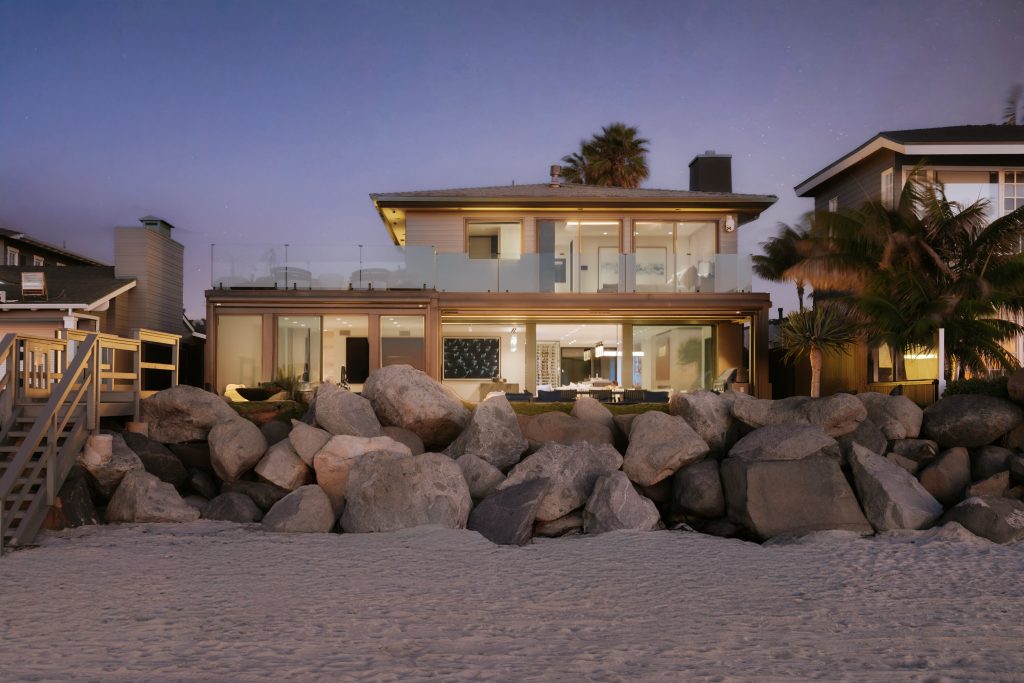 3000 Sandy Ln Del Mar CA 92014 - The Altman Brothers