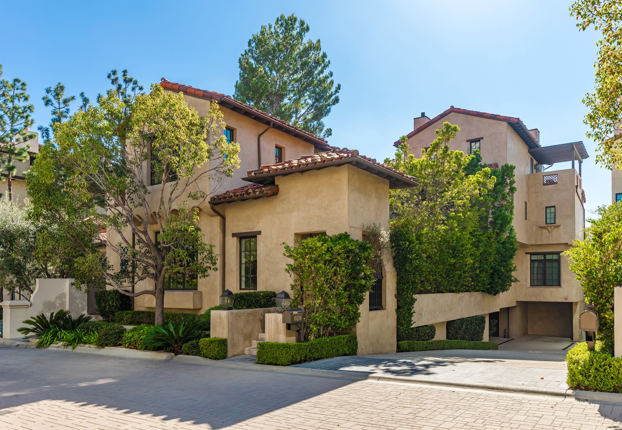 10210 Century Woods Drive - Drew Fenton Real Estate